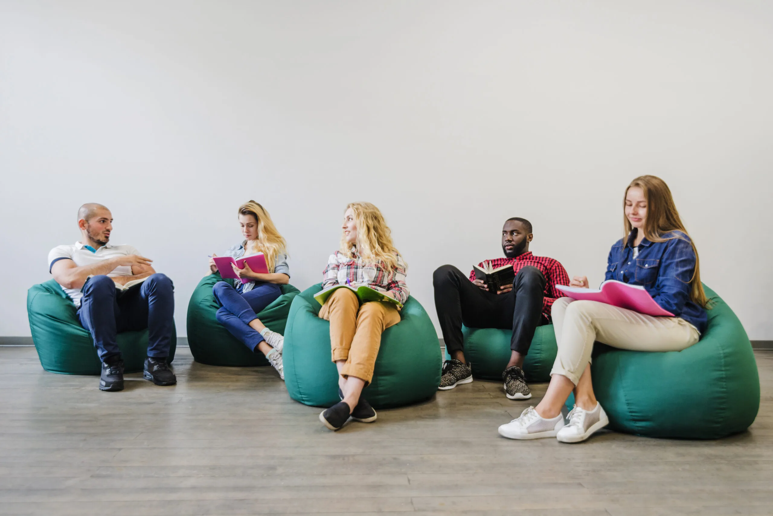 Salon étudiant : savoir poser les bonnes questions - FORMAPI